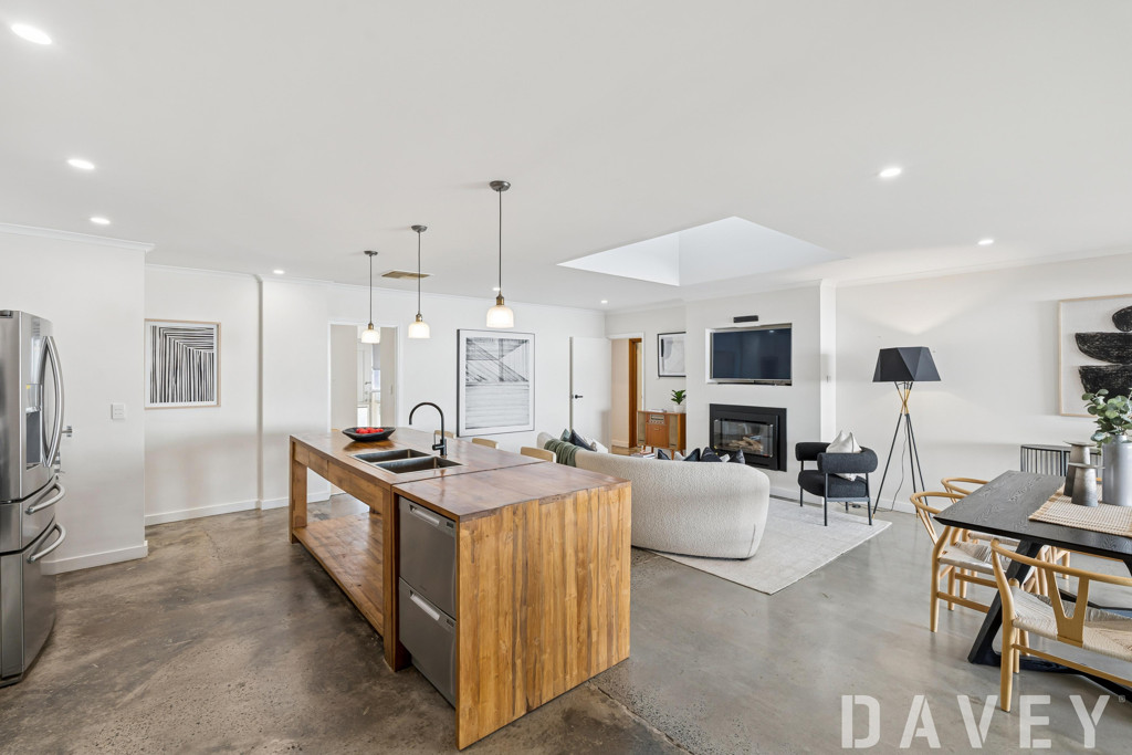 7 Campion Street, Duncraig WA | Davey Real Estate