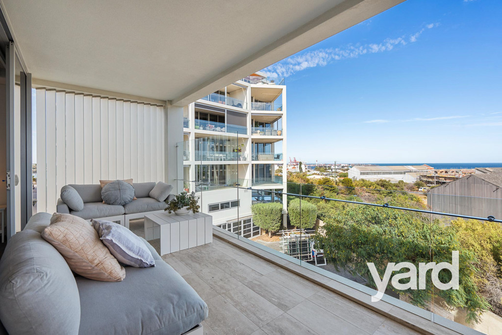 17/2 Tasker Place, North Fremantle WA 6159 | Yard Property