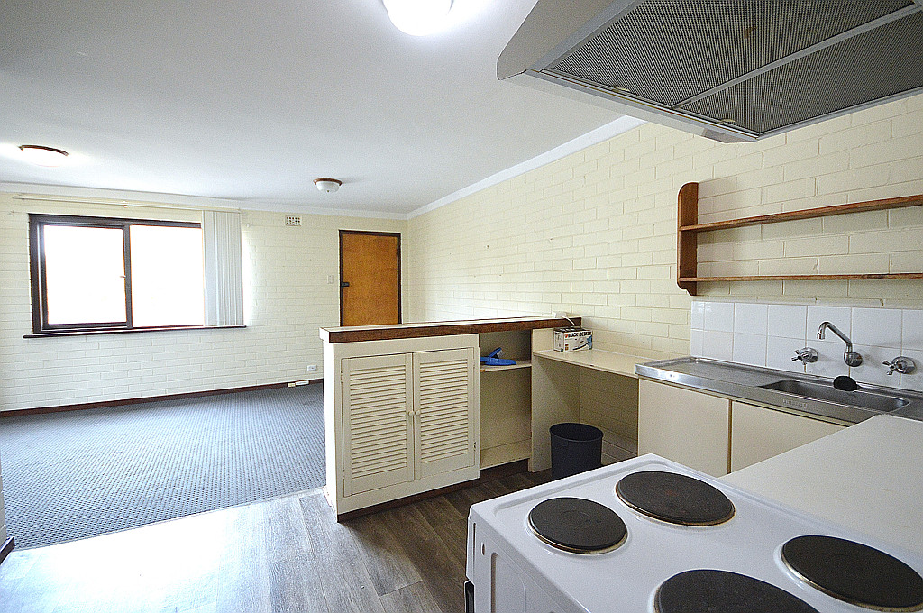 4/76 Broadway, Crawley WA 6009 | Perth Property Management