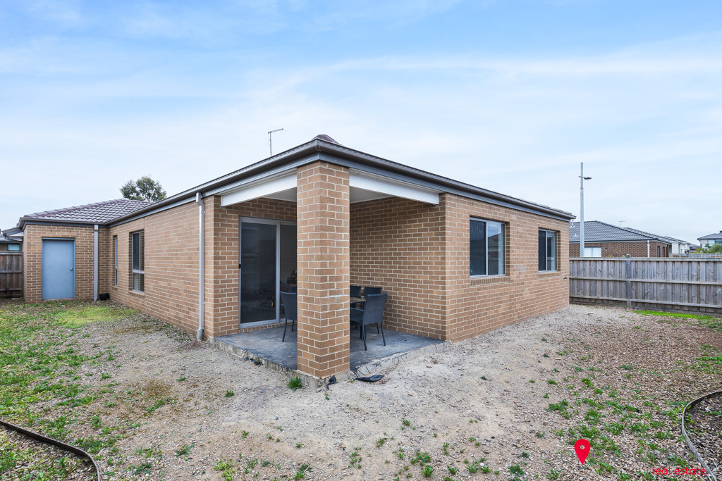 9 Liberator Drive Point Cook