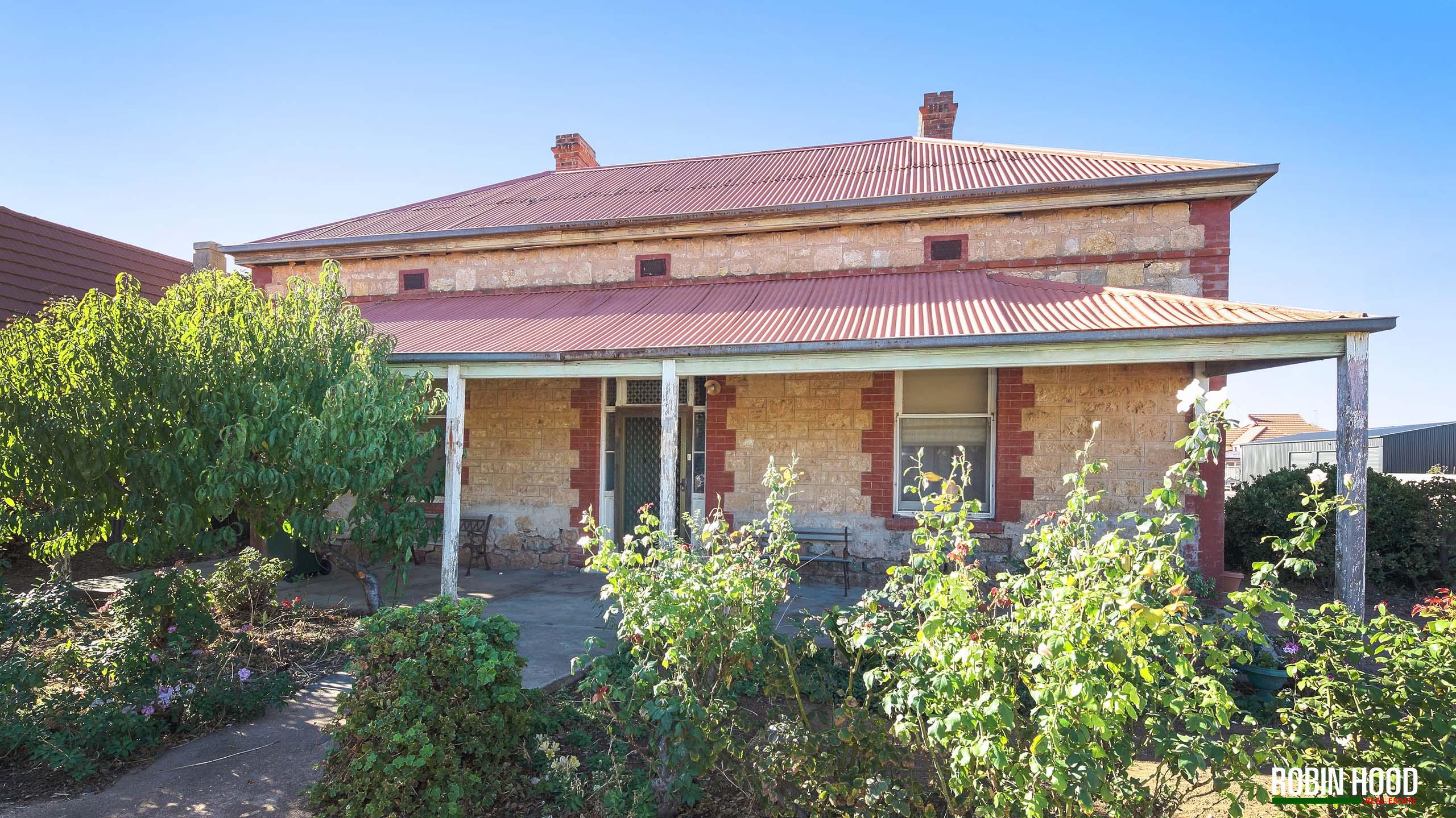 42 Main Street, COWELL | Robin Hood Real Estate