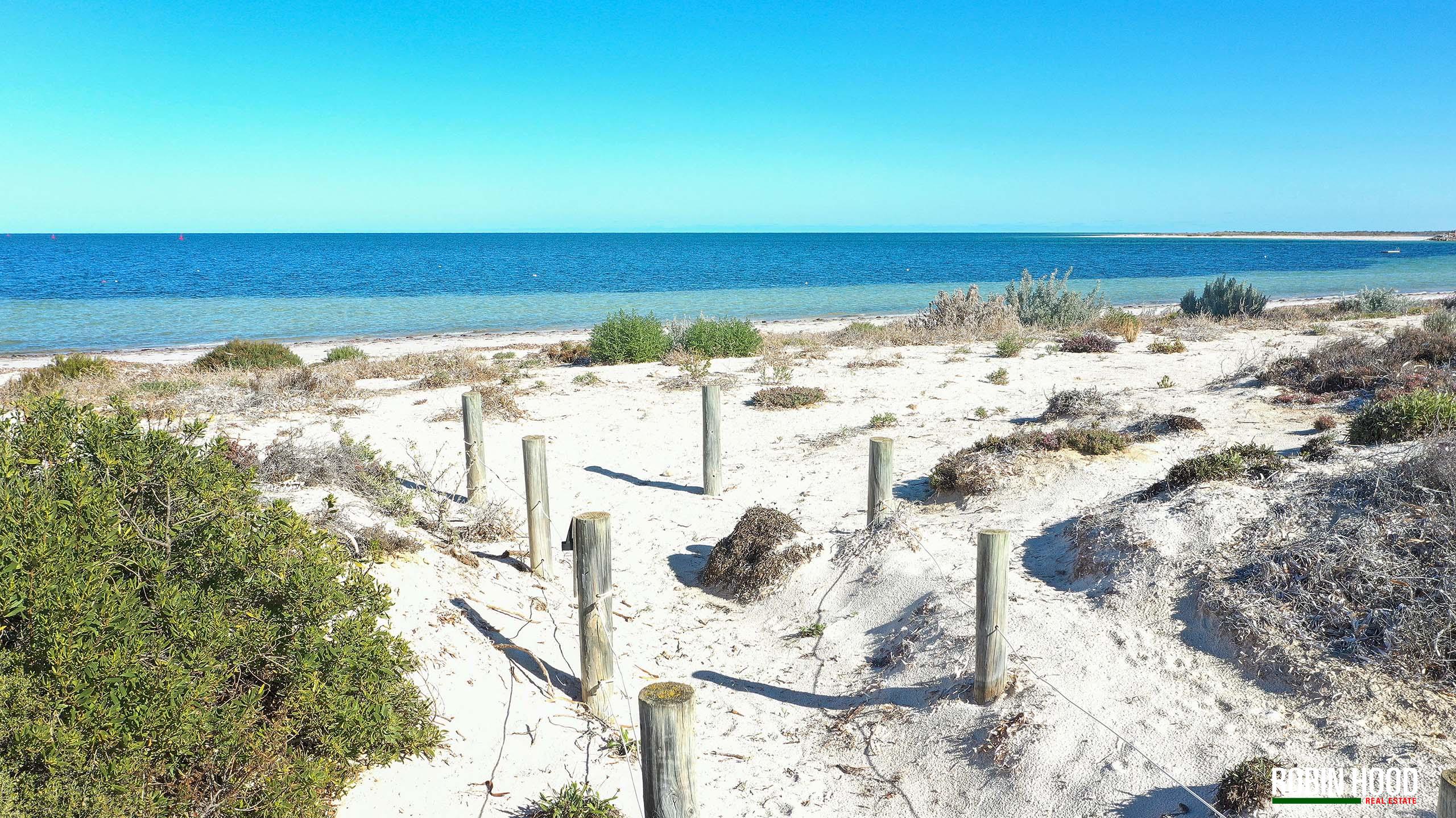 52 Lucky Bay Boulevard, LUCKY BAY | Robin Hood Real Estate