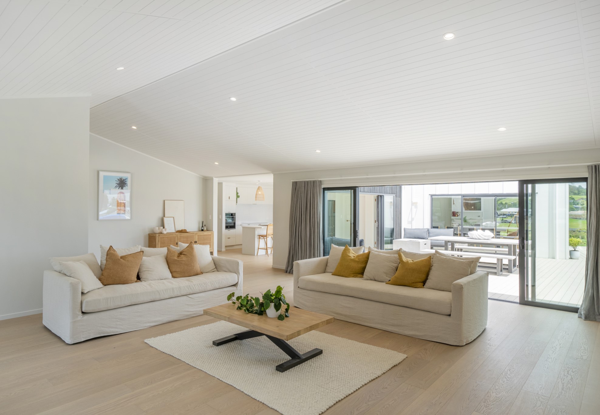 Modern luxury and coastal living | Property Search | Harcourts ...