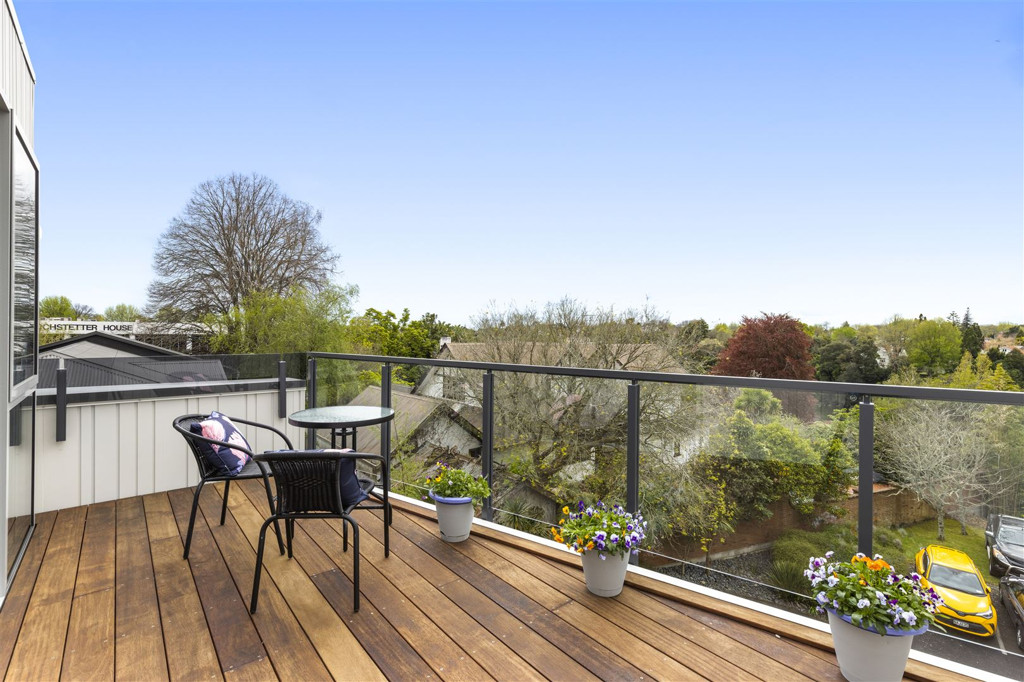 19A Rostrevor Street, Hamilton Central | Property For Sale | Harcourts ...