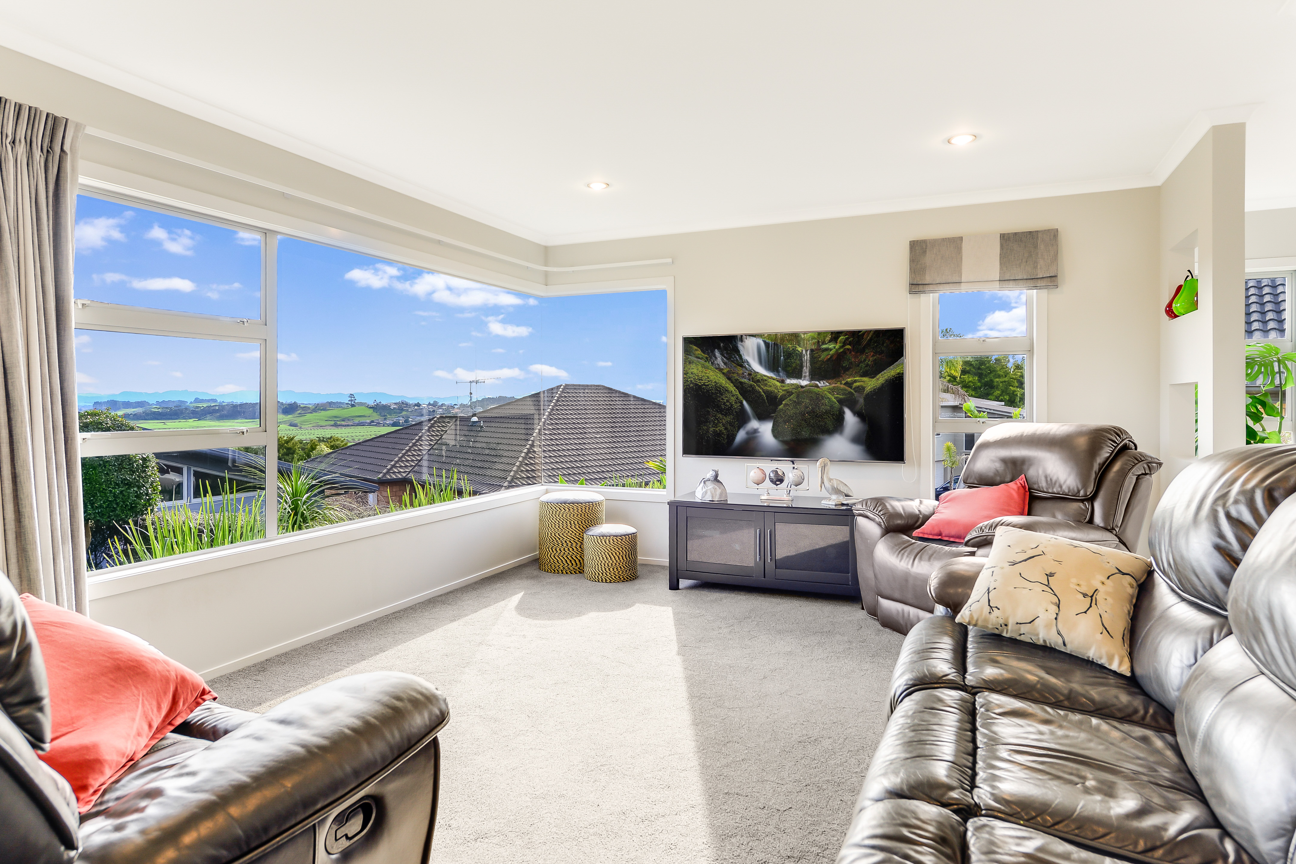 7 Greenfield Drive, Western Heights | Property For Sale | Harcourts ...