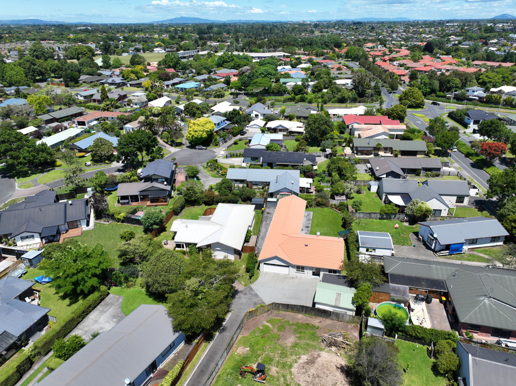 Live Auctions | Harcourts Hamilton