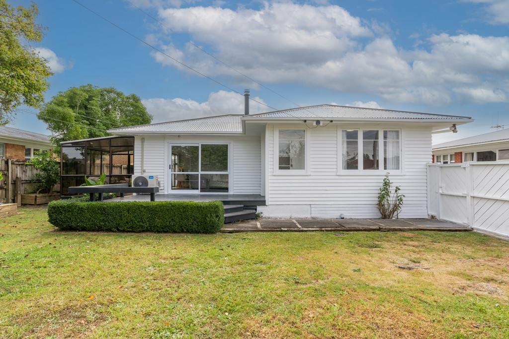 Live Auctions | Harcourts Hamilton
